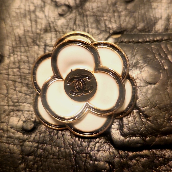 CHANEL | Accessories | Authentic Chanel Button | Poshmark